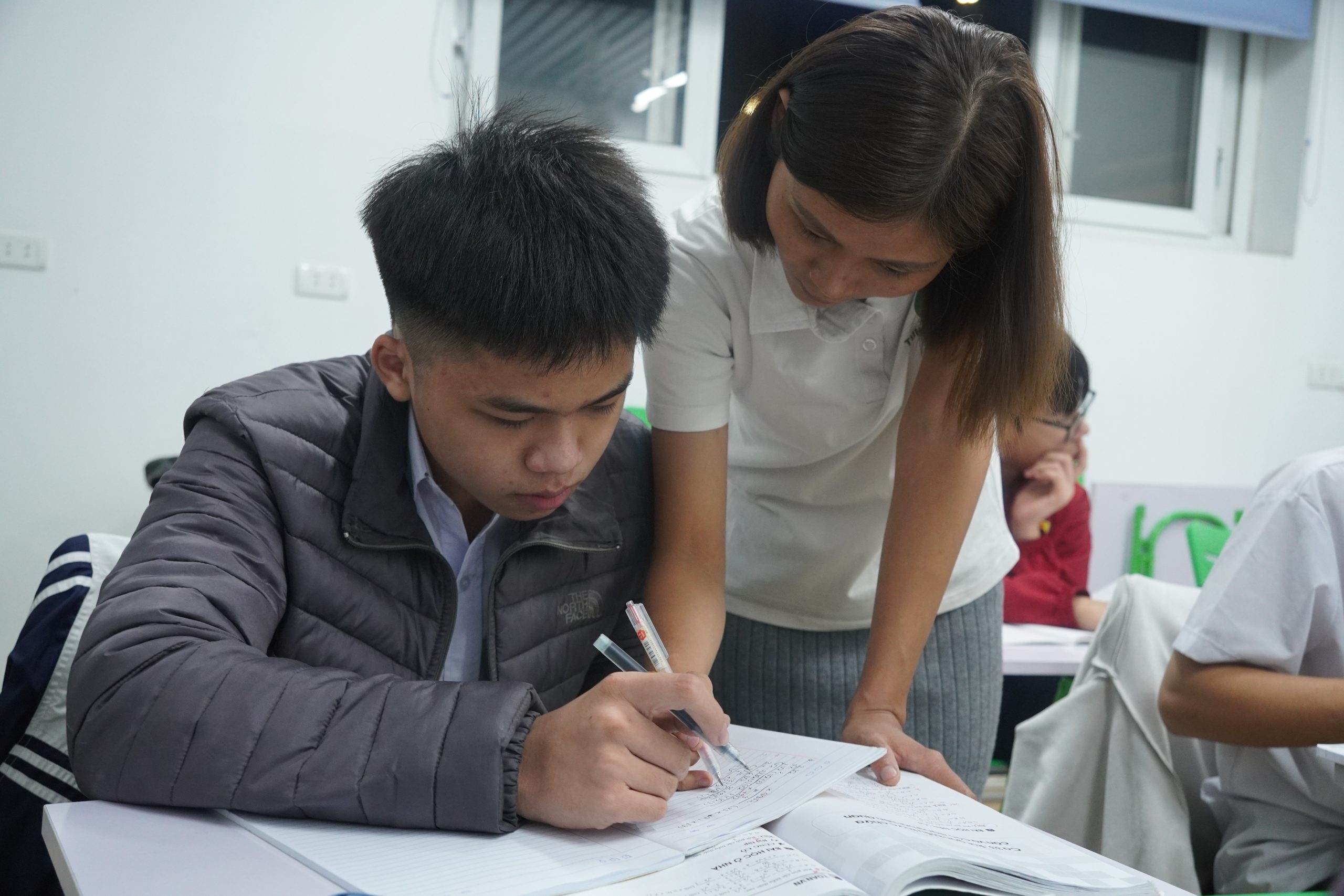 Lộ trình ôn thi Toán lớp 10 hiệu quả nhất hiện nay - TOAN.VN